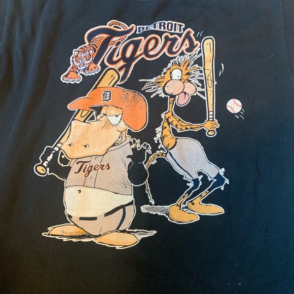Gildan | Shirts | Rare Detroit Tigers Bloom County Bill The Cat And ...